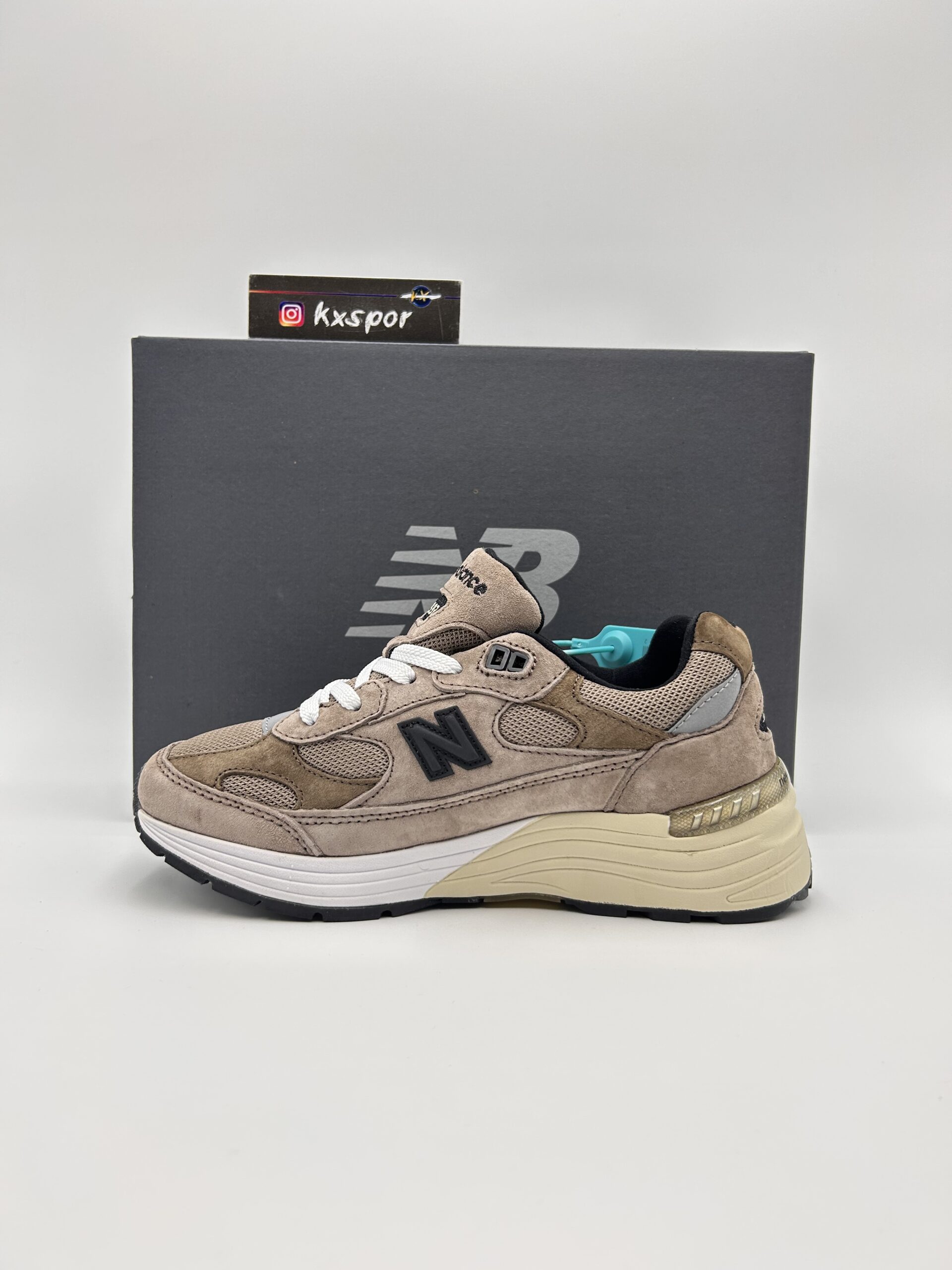 NB M992 Brown – kramponx.com