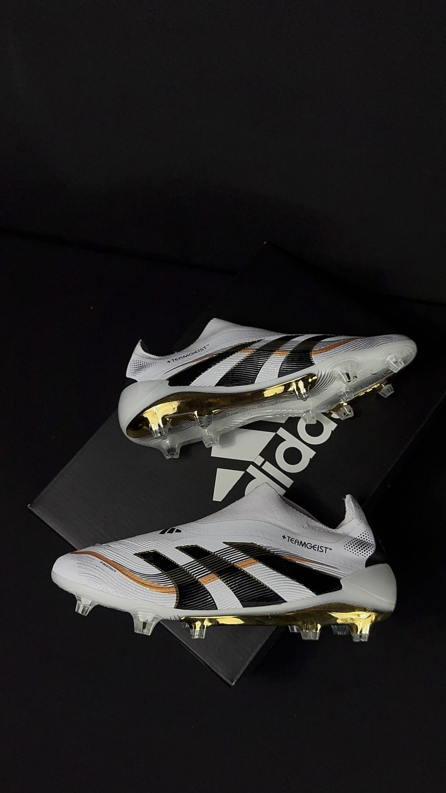 Yeni Predator -Teamgeist- ‘Elite Seviye’ – kramponx.com