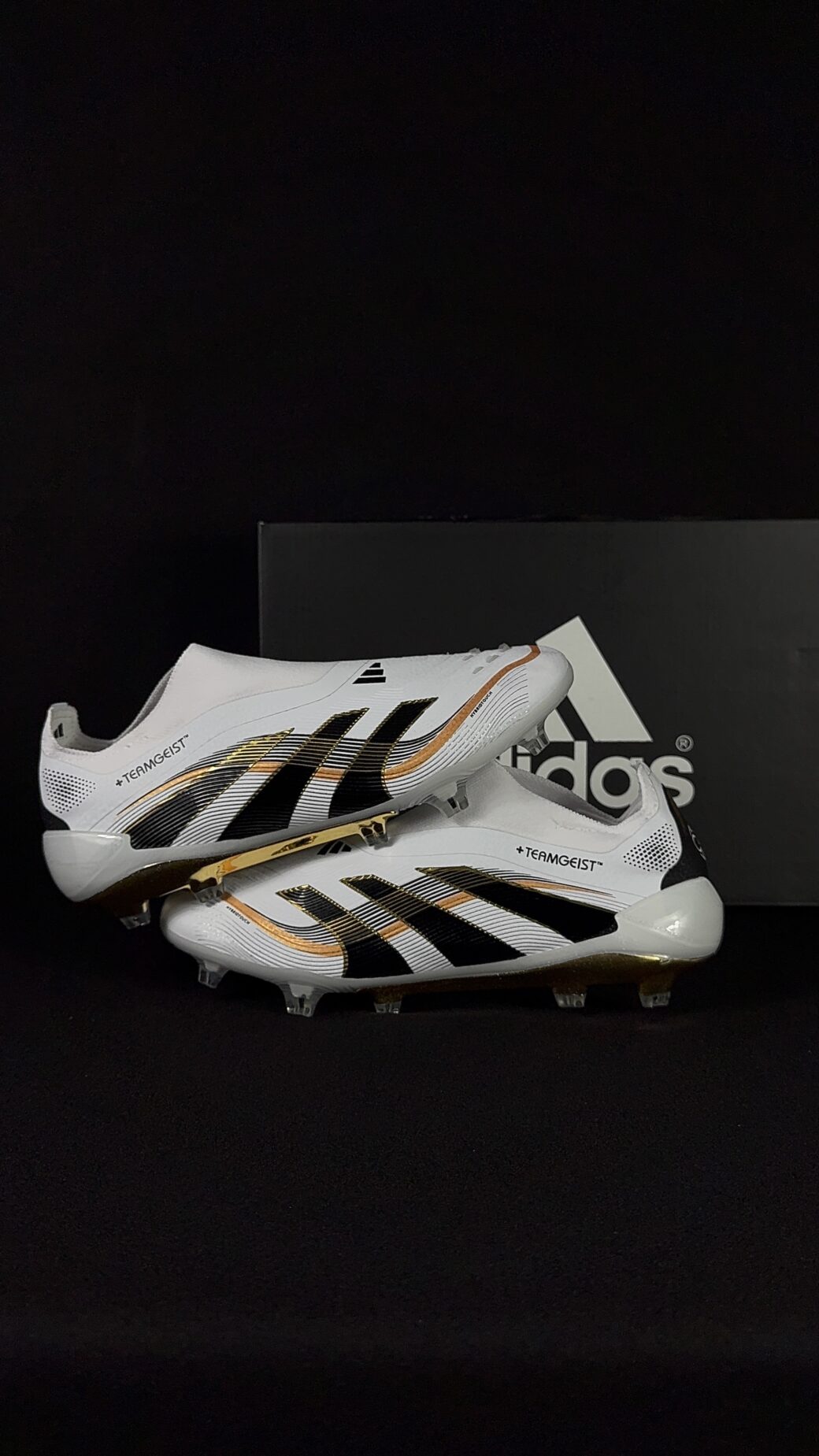 Yeni Predator -Teamgeist- ‘Elite Seviye’ – kramponx.com